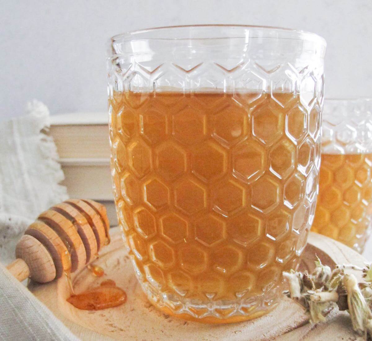 Surprising Benefits of Greek Mountain Tea - ririsgreekeats.com