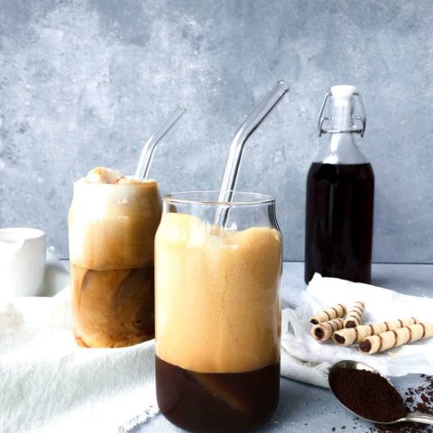 Greek Iced Frappe Coffee Recipe - ririsgreekeats.com