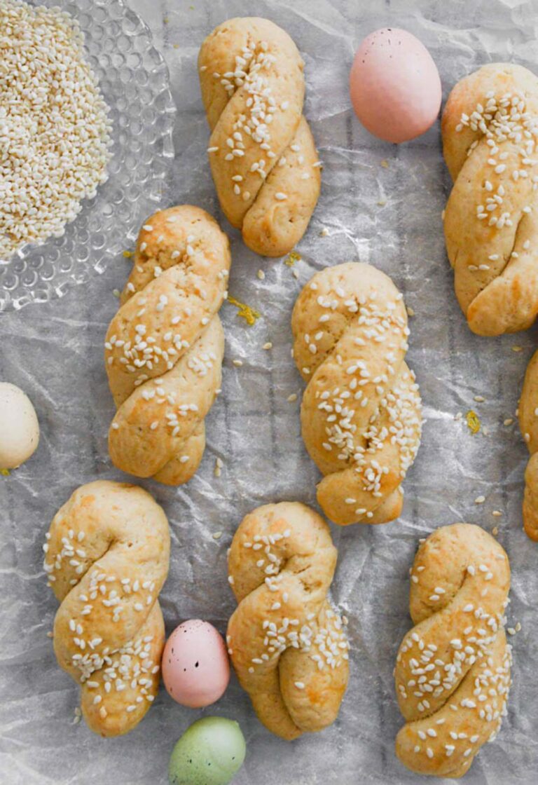 Greek Easter Butter Cookies (Koulourakia) - ririsgreekeats.com