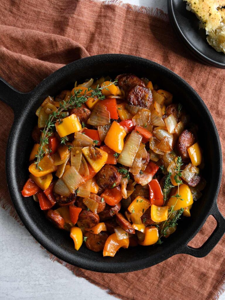 Easy Pan Fried Sausage, Peppers, and Onions (Spetsofai ...